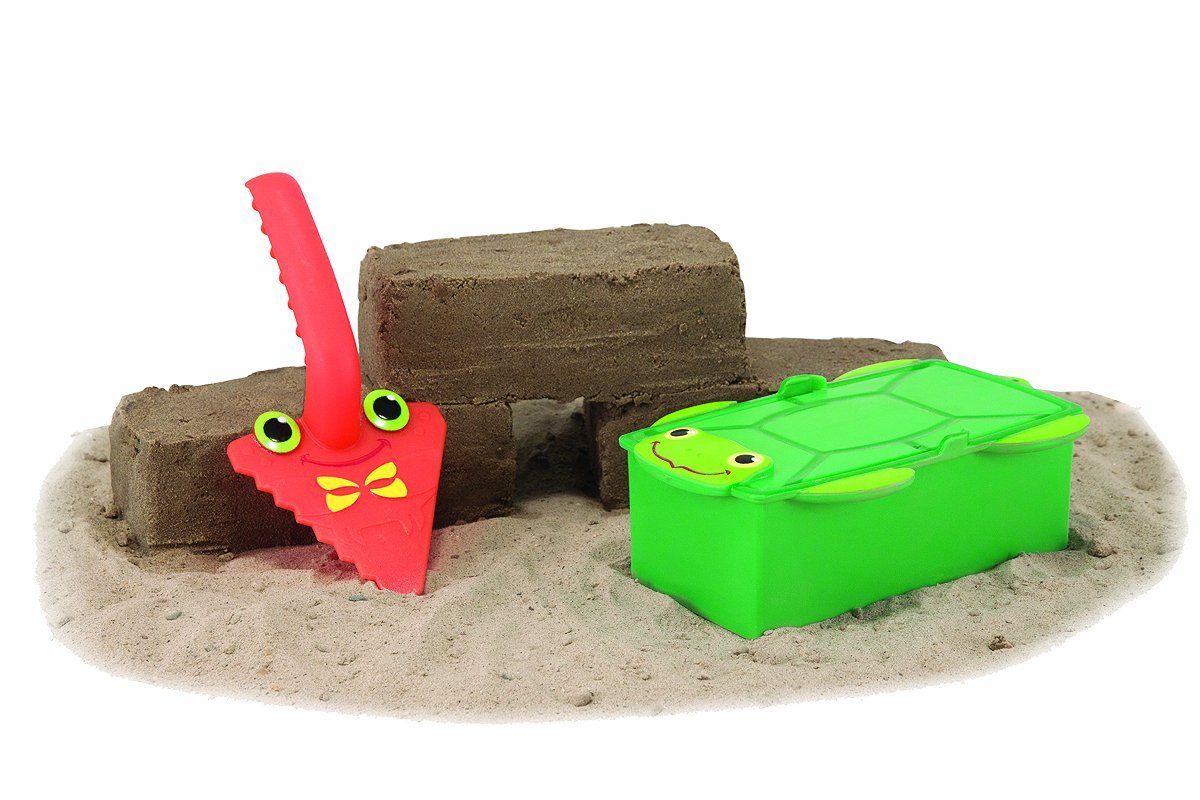 Sand Toys Your Kids will Totally Dig! - Munchkins and Moms